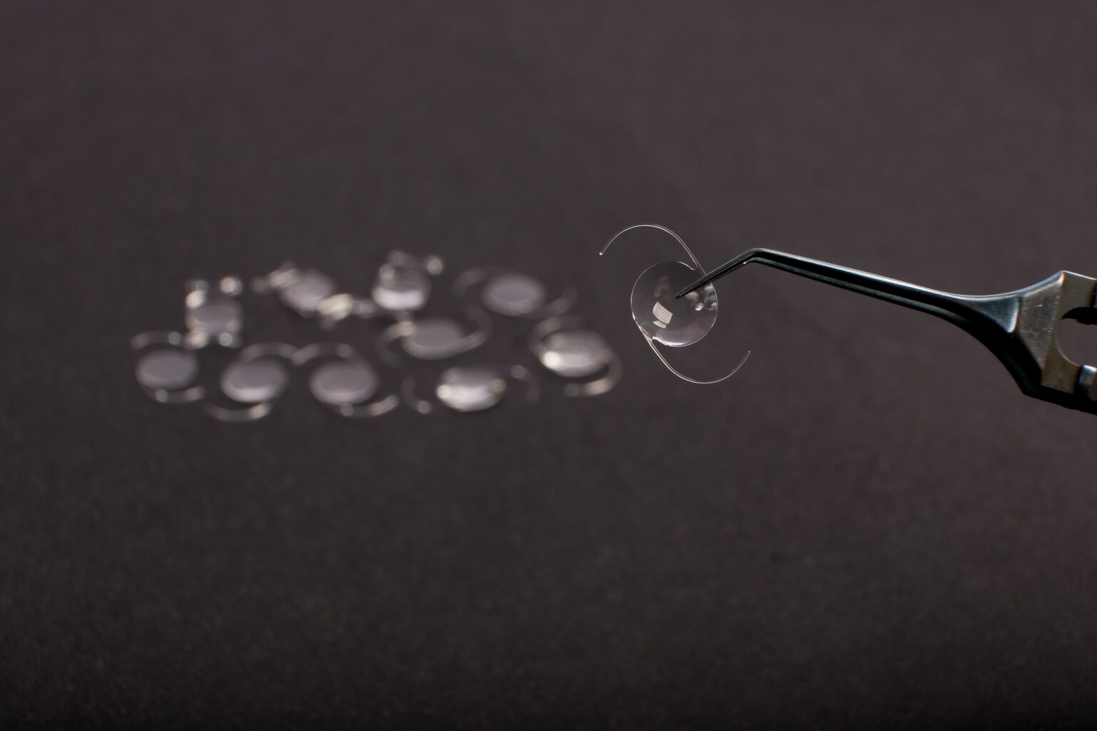 The 4 Types of Cataract Lenses | Eye Care Professionals